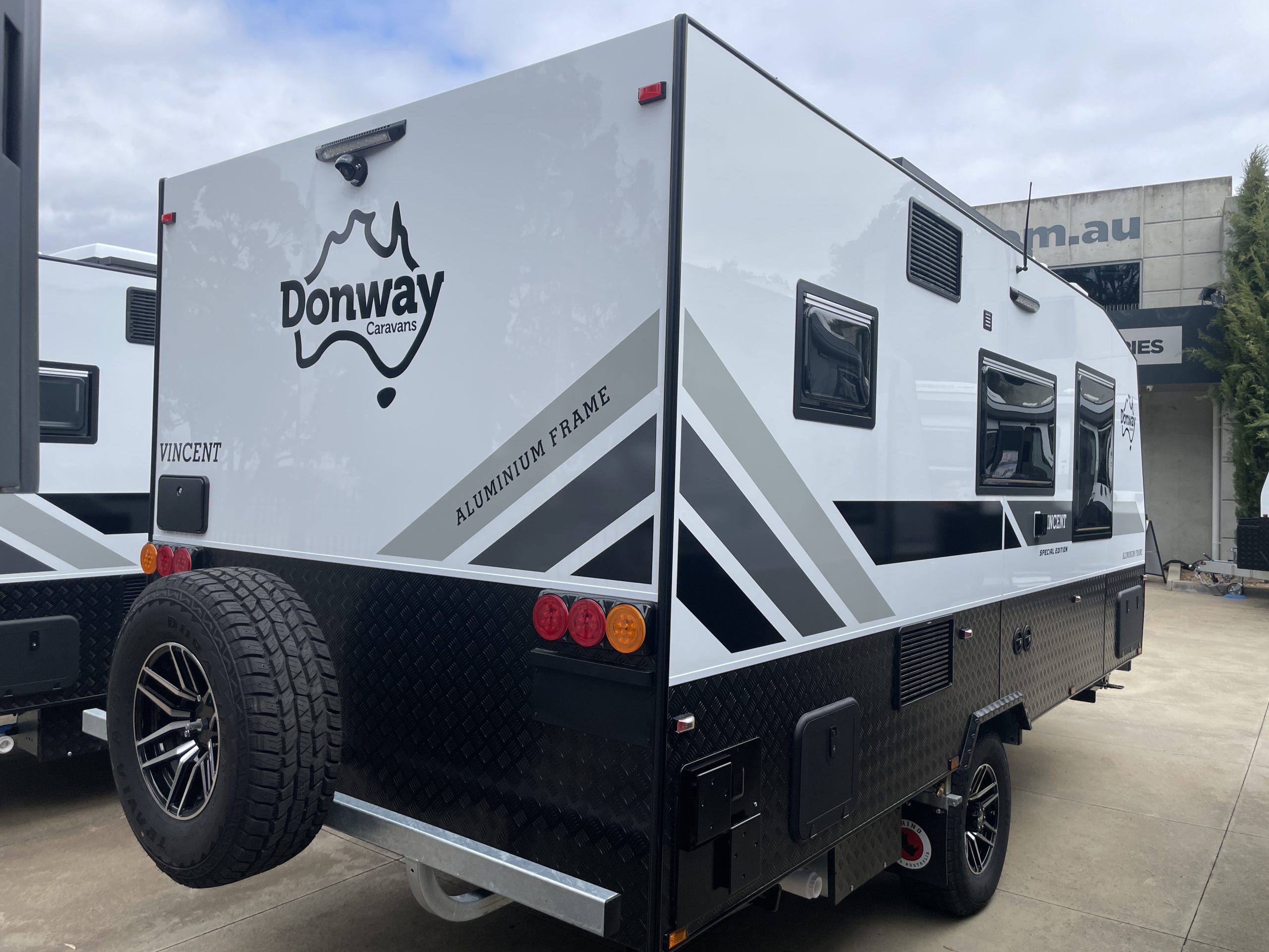 2024 DONWAY VINCENT 17’9 CD 'SPECIAL EDITION' - donway