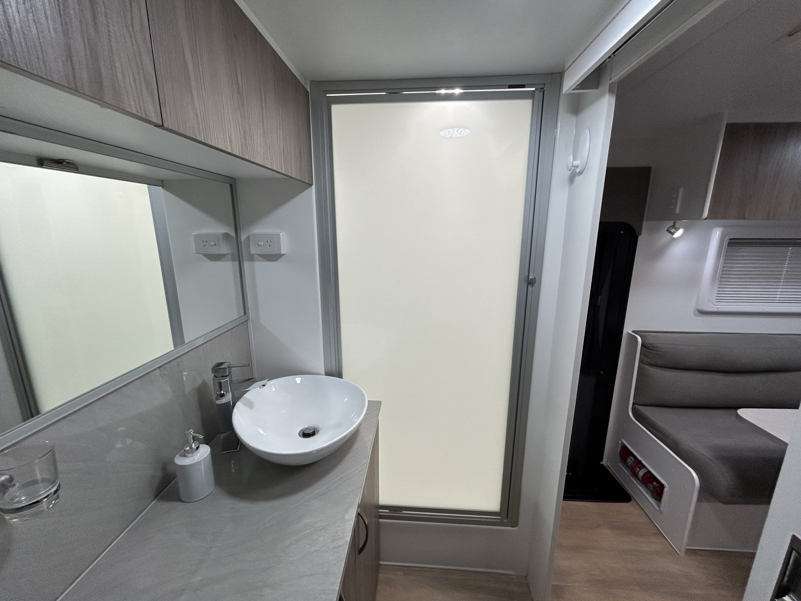 2020 NOVA METROLINK Z SERIES 19’6 RD - donway