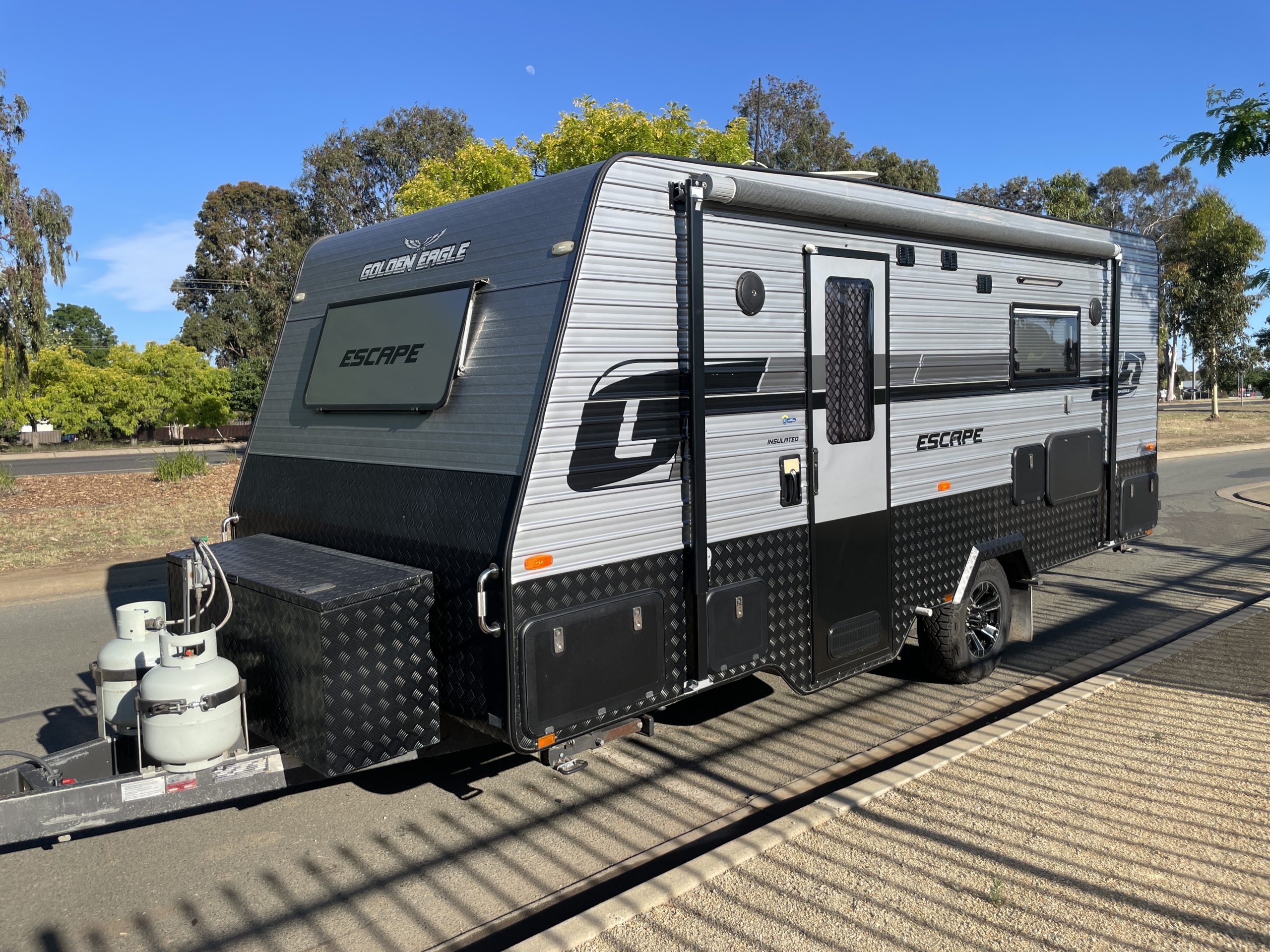 2018 GOLDEN EAGLE ESCAPE 18' CD DOUBLE BUNK - donway